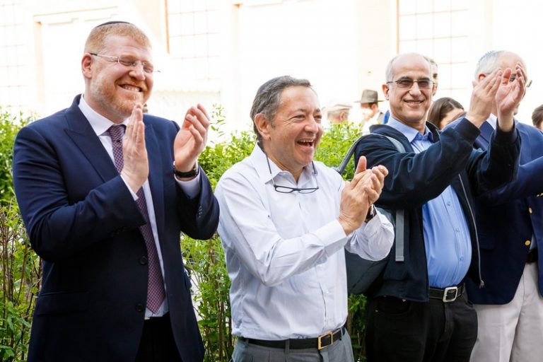 A First for the Rohr Family - The Federation of Jewish Communities of ...