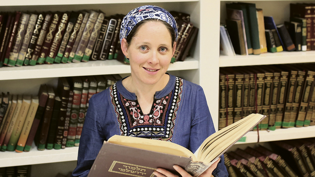 Jewish Standard - Rabbanit Shoval’s passion for women’s education - Ohr ...